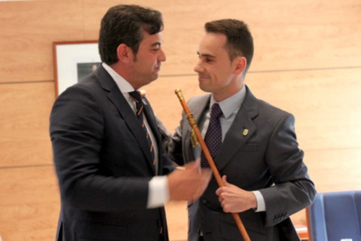 Salinas promete en su primer discurso como alcalde escuchar a todos los ...